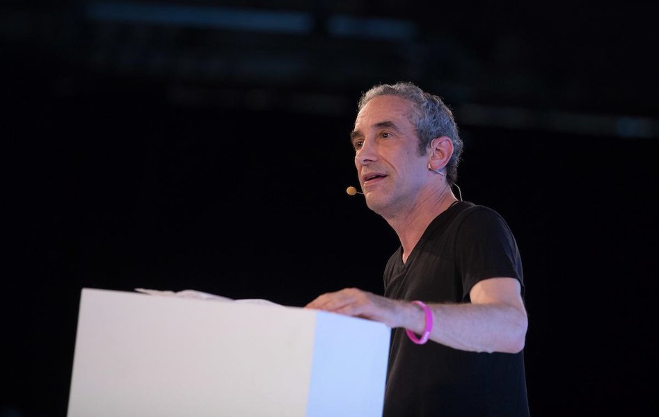 Douglas Rushkoff talks being human in the digital age | Nesta