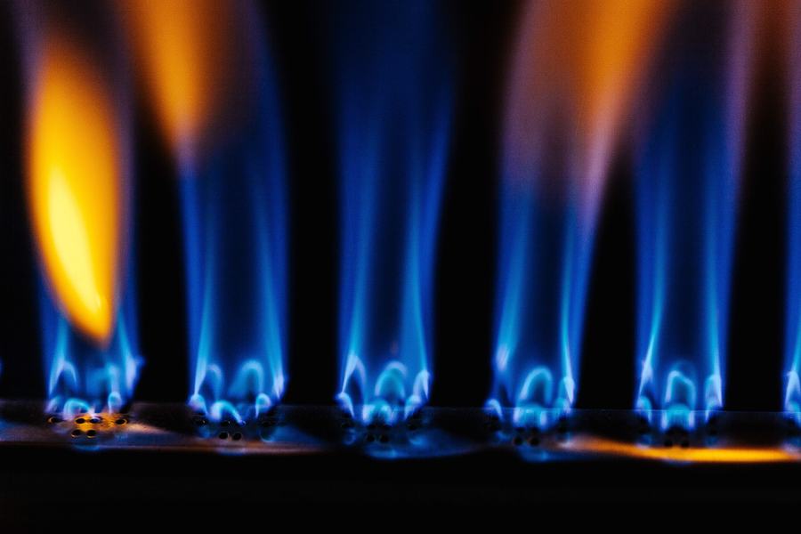 What is the electricity-to-gas price ratio and why is it important? | Nesta